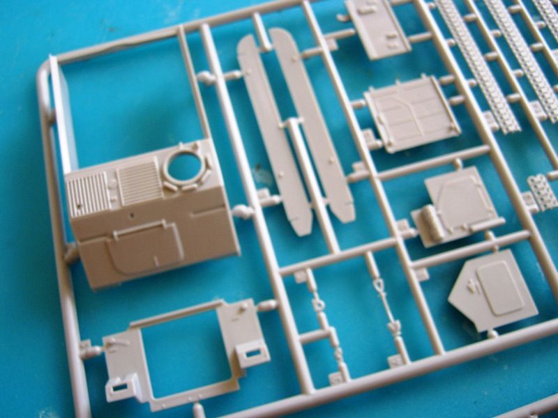 miniafv: Esci 1/72 M901 Hammer Head **first page** (by Erhan Atalay)